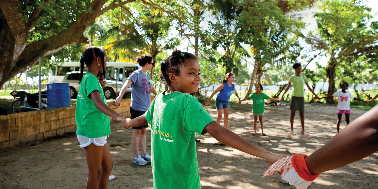 Empowering Children in the Dominican Republic | EF Educational Tours Canada