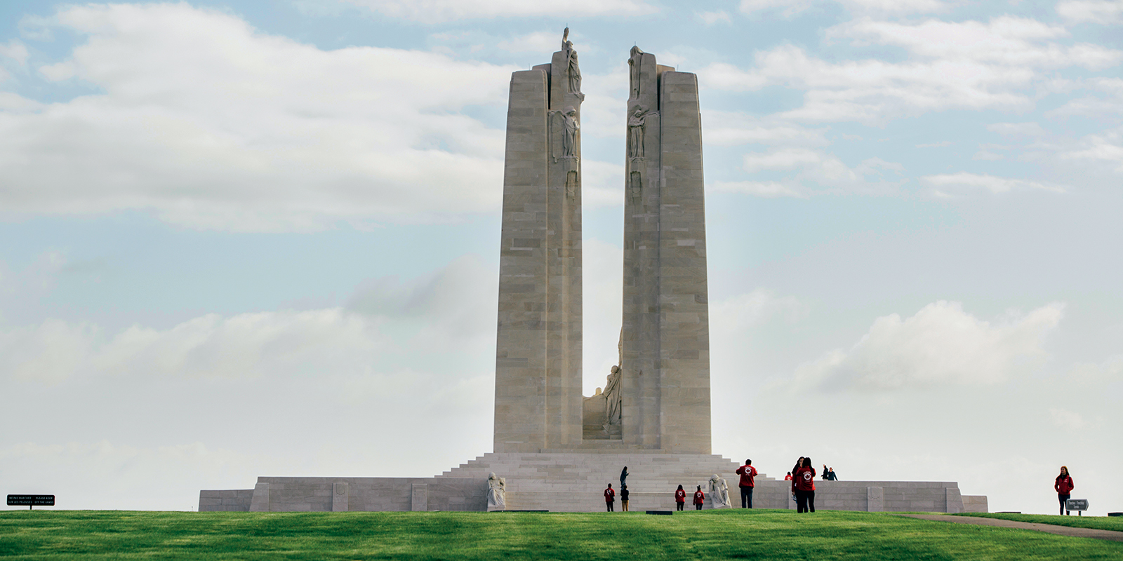 Vimy 105: Remembering Vimy Ridge | EF Educational Tours Canada